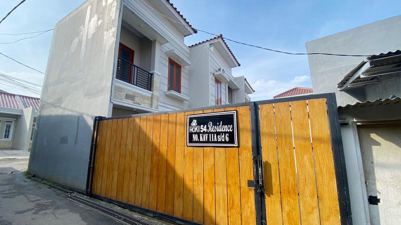 Sewa Unfurnished 3BR House at Hoki 54 Residence By Travelio Realty ...