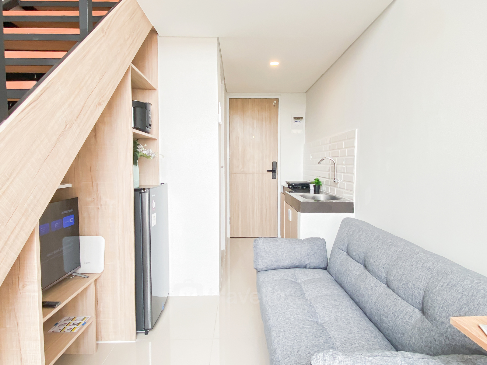 Sewa Apartemen Apple 3 Condovilla - Cozy Design Studio Loft at Apple 3 ...